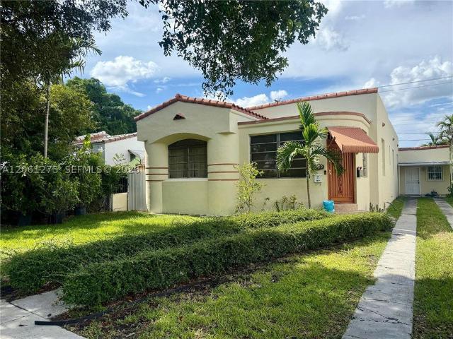 Luxury Villa for rent in Miami, Florida