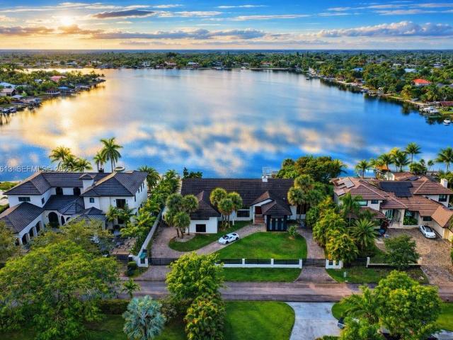 Luxury Villa for rent in Miami, Florida