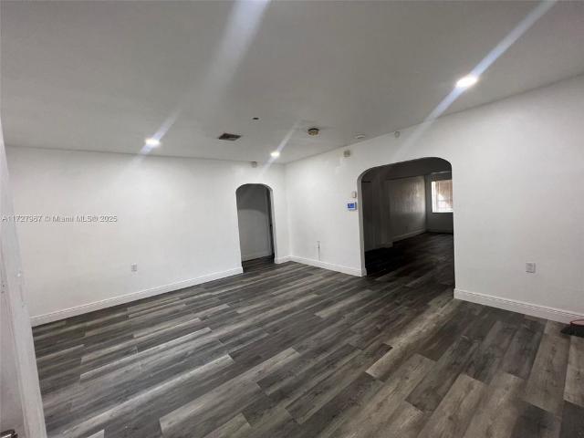 Luxury Villa for rent in Miami, Florida