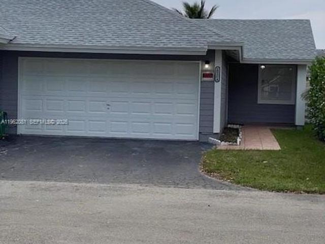 Luxury Villa for rent in Miami, Florida