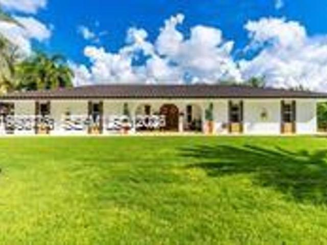Luxury Villa for rent in Miami, Florida