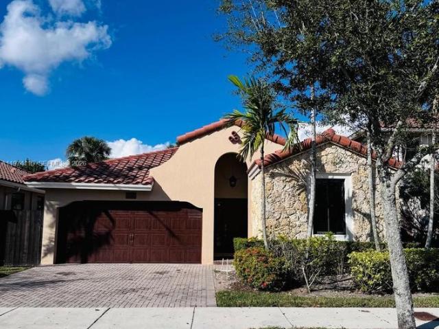 Luxury Villa for rent in Miami, Florida