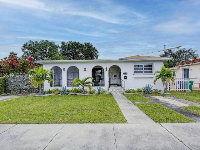 Luxury Villa for rent in Miami, Florida