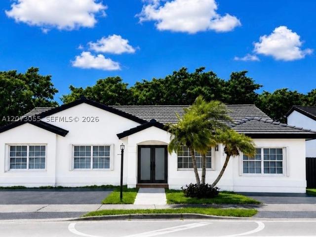 Luxury Villa for rent in Miami, Florida