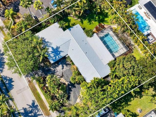 Luxury Villa for rent in Miami, Florida