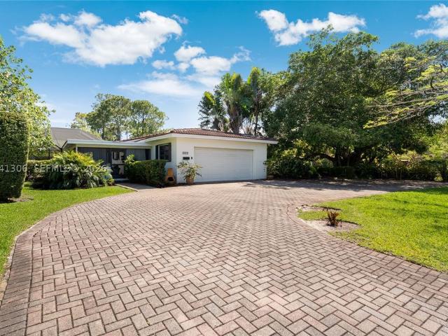 Luxury Villa for rent in Miami, Florida