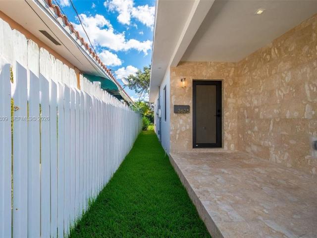 Luxury Villa for rent in Miami, Florida