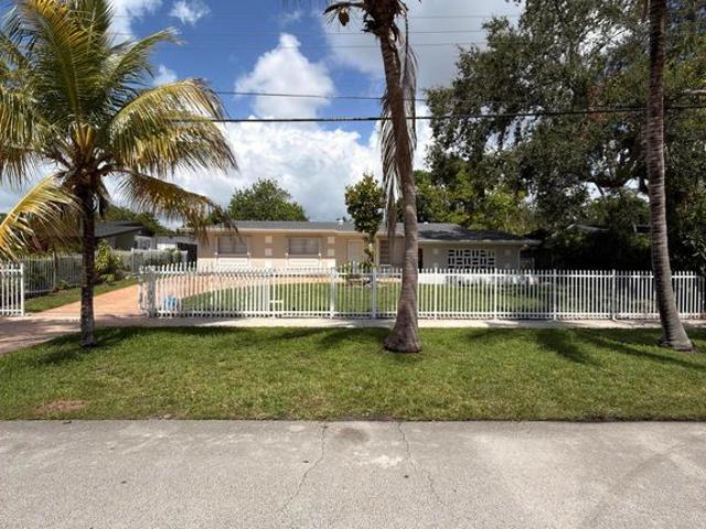 Luxury Villa for rent in Miami, Florida