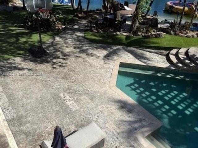 Luxury Villa for rent in Miami, Florida