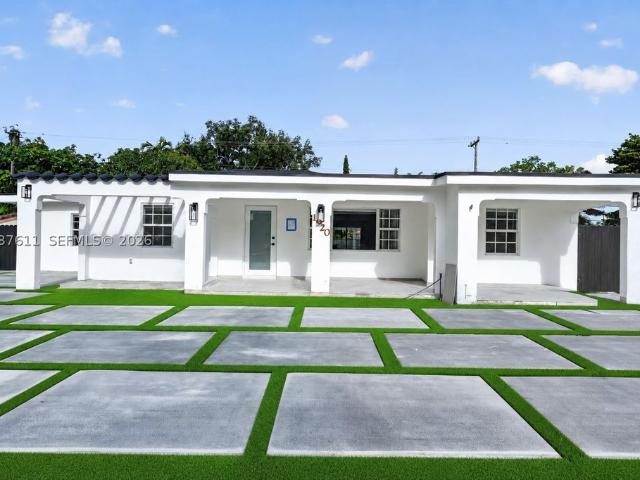 Luxury Villa for rent in Miami Heights Trailer Park, Florida