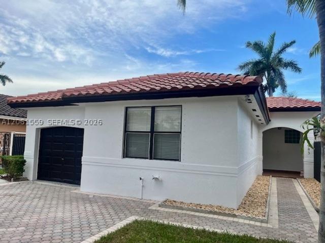 Luxury Villa for rent in Miami, United States