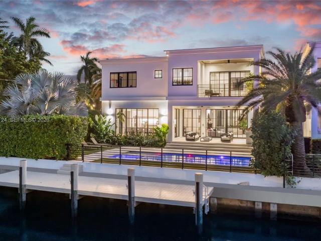 Luxury Villa for rent in Miami, United States