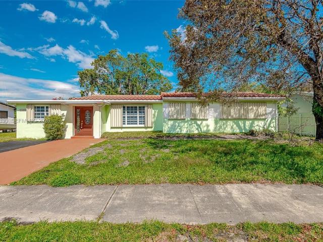 Luxury Villa for rent in Miami, United States