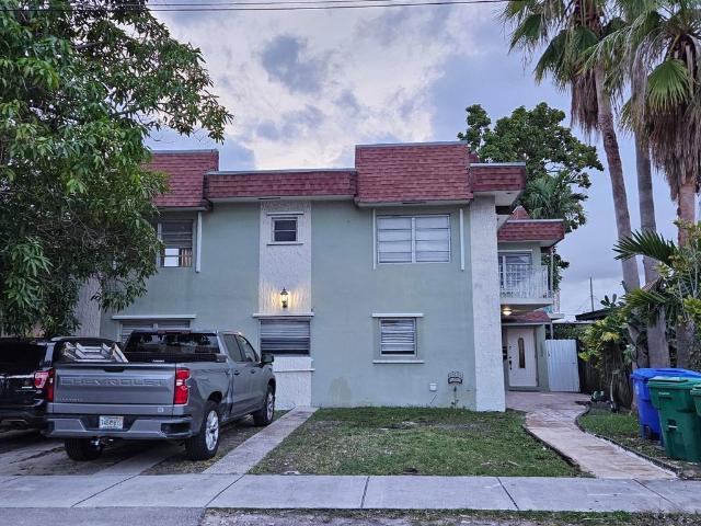3 bedroom luxury Townhouse for rent in Miami, Florida