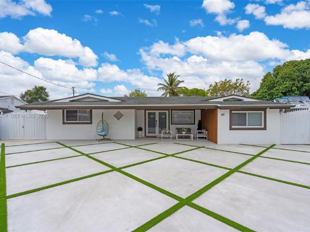 Luxury Villa for rent in Miami, United States