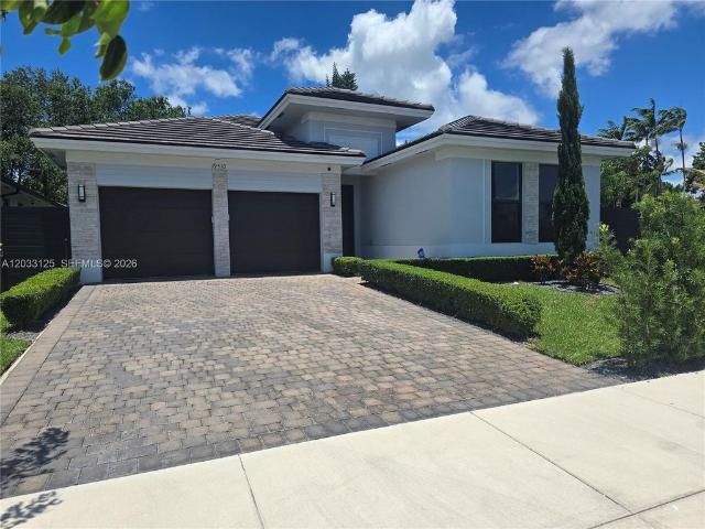 Luxury Villa for rent in Miami, United States