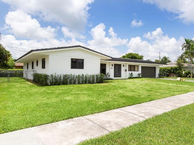 Luxury Villa for rent in Miami, United States