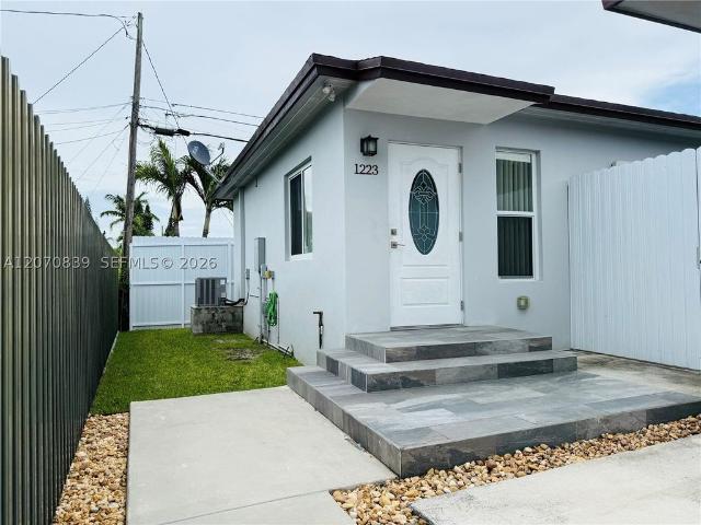 Luxury Villa for rent in Miami, United States