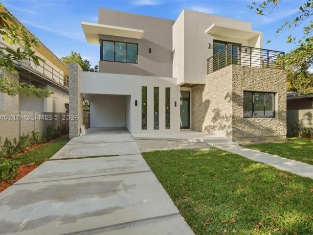 Luxury Villa for rent in Miami, United States