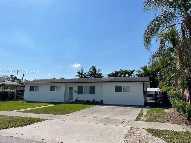 Luxury Villa for rent in Miami, United States