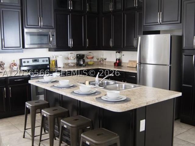 Luxury Villa for rent in Miami, United States