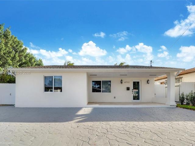 Luxury Villa for rent in Miami, United States
