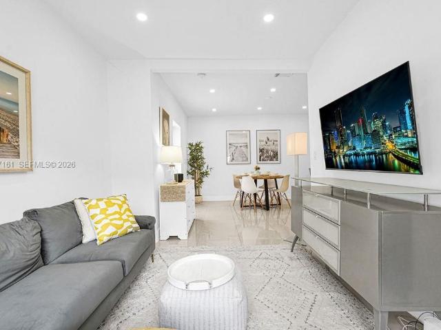 Luxury Villa for rent in Miami, United States