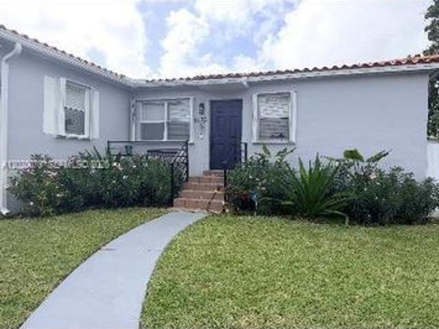 Luxury Villa for rent in Miami, United States