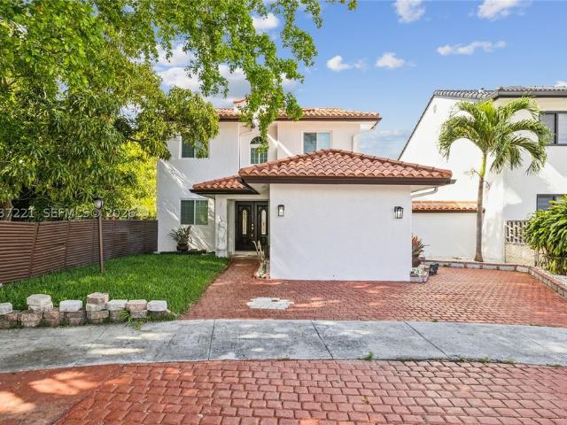 Luxury Villa for rent in Miami, United States