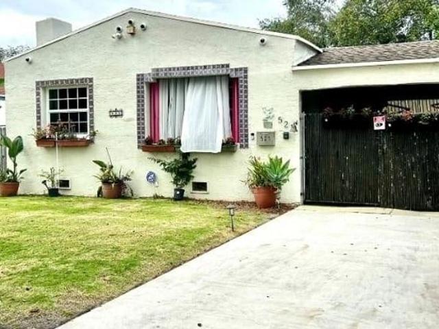 Luxury Villa for rent in Miami, United States
