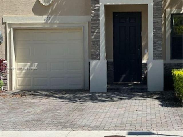 Luxury Villa for rent in Miami, United States