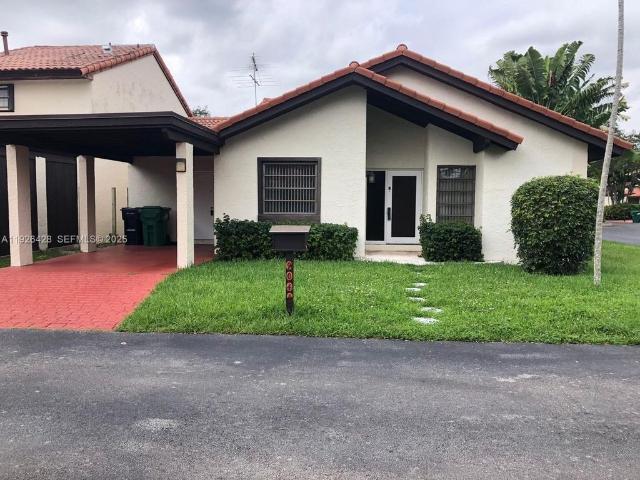 Luxury Villa for rent in Miami, United States