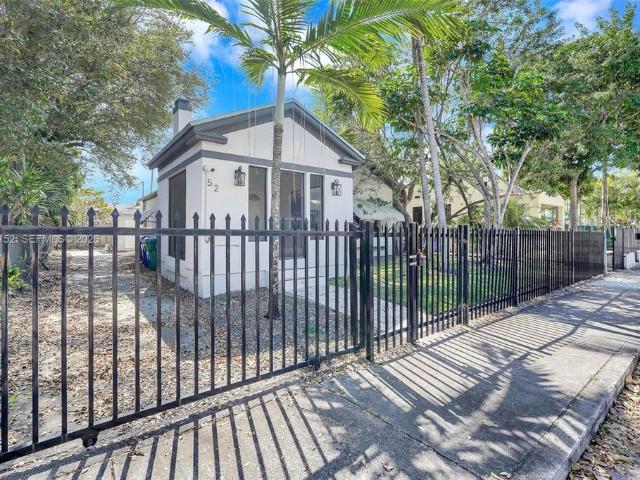 Luxury Villa for rent in Miami, United States