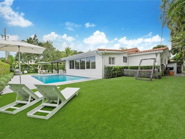 Luxury Villa for rent in Miami, United States