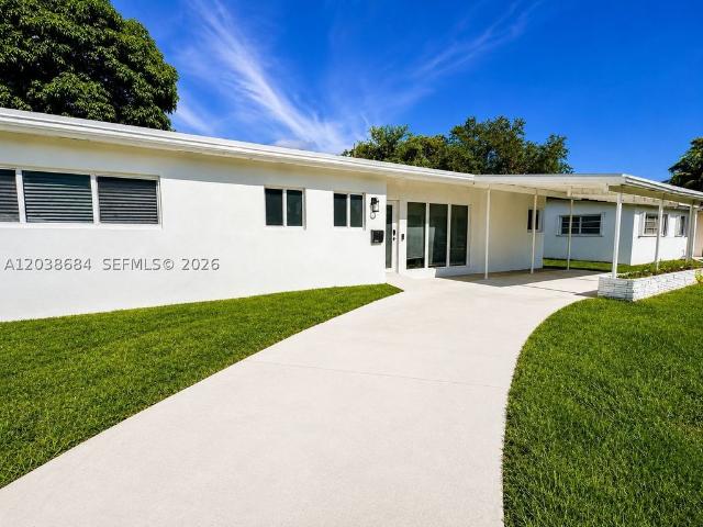Luxury Villa for rent in Miami, United States