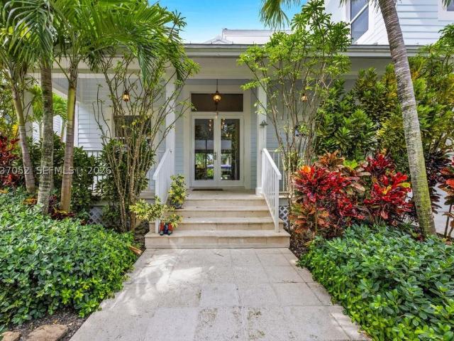 Luxury Villa for rent in Miami, United States