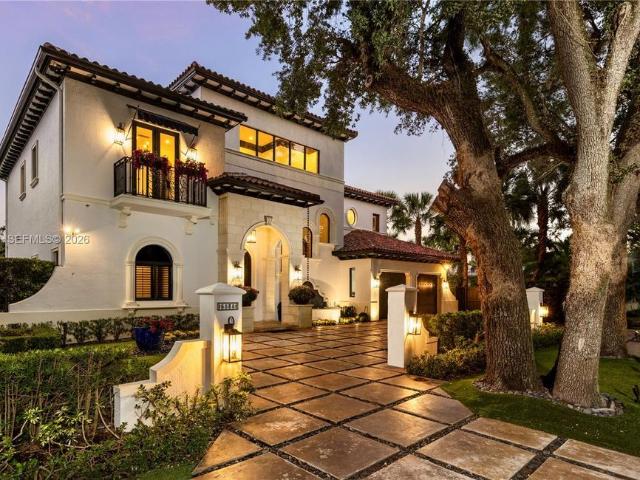 Luxury Villa for rent in Miami, United States