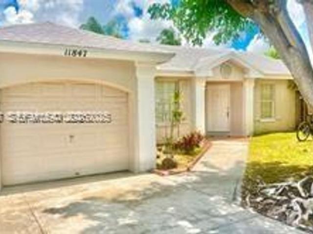 Luxury Villa for rent in Miami, United States