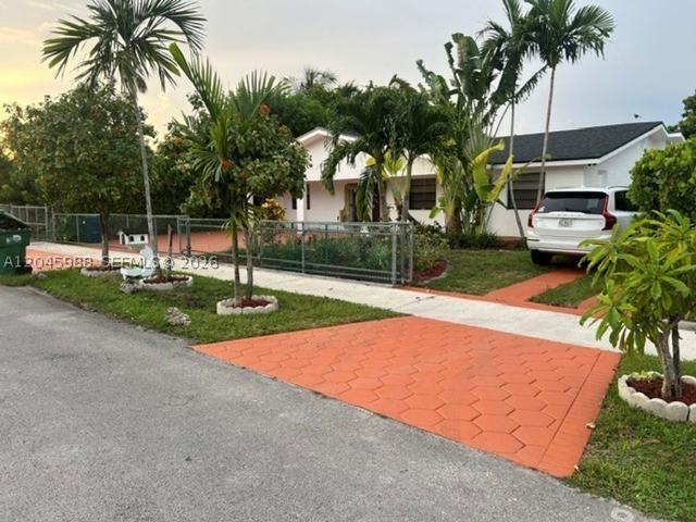 Luxury Villa for rent in Miami, United States