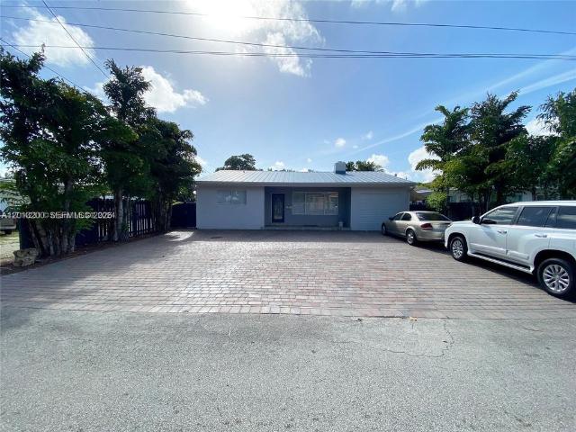Luxury Villa for rent in Miami, United States