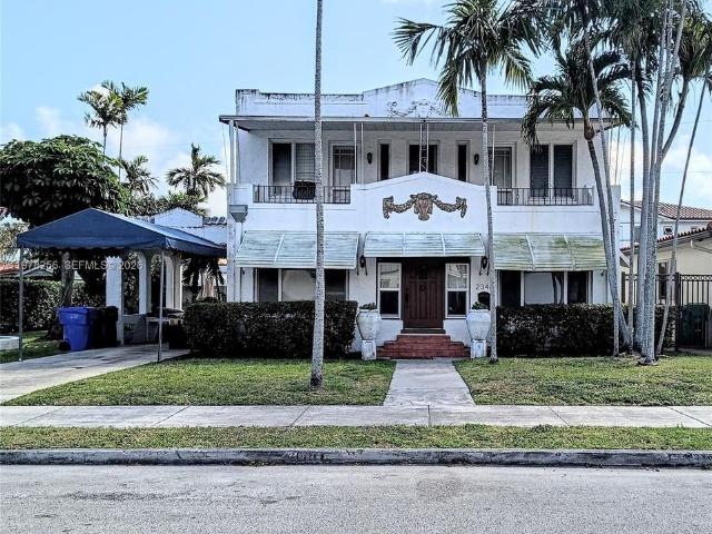 Luxury Villa for rent in Miami, Florida