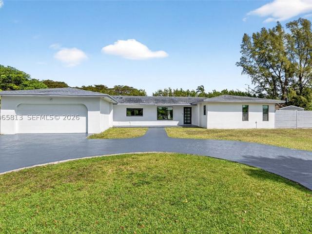 Luxury Villa for rent in Miami, United States