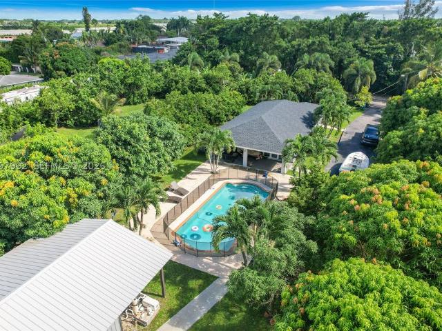 Luxury Villa for rent in Miami, United States