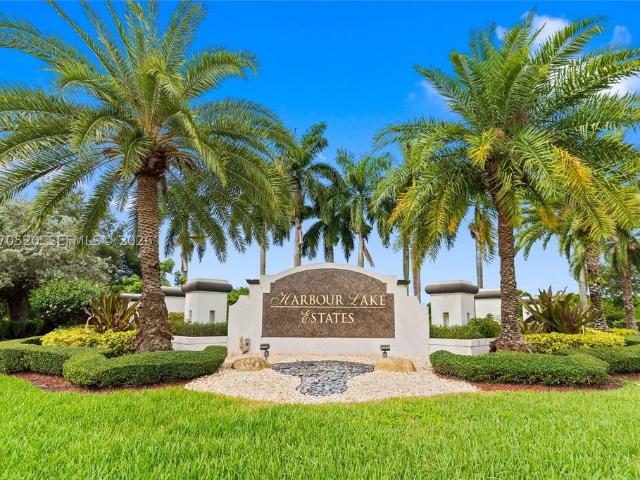 Luxury Villa for rent in Miramar, United States