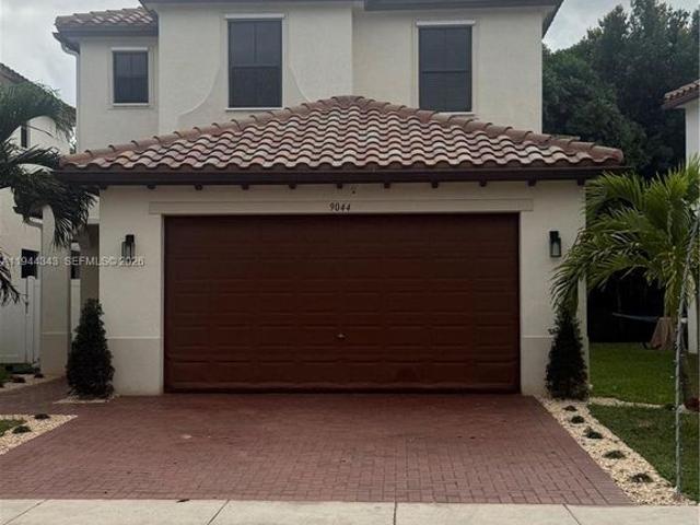 Luxury Villa for rent in Miramar, Florida