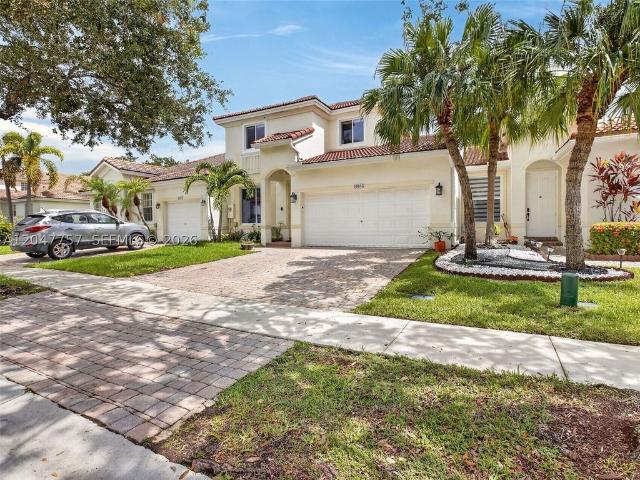 Luxury Villa for rent in Miramar, Florida