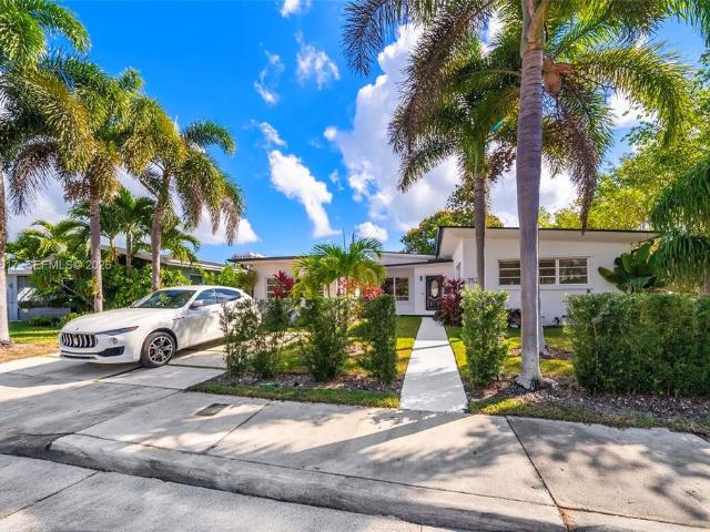 Luxury Villa for rent in North Bay Village, United States