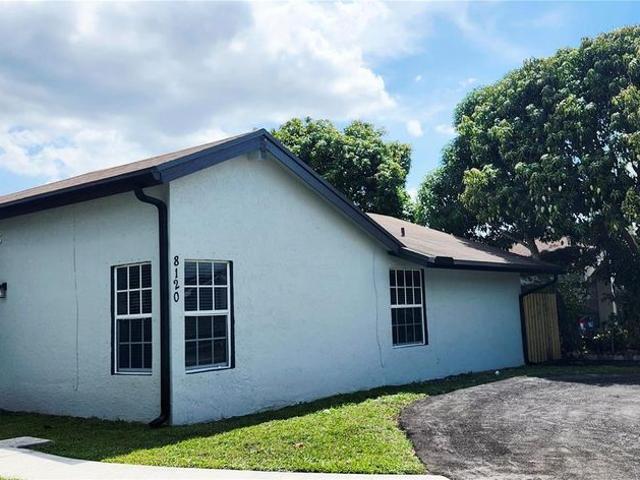 Luxury Villa for rent in North Lauderdale, United States