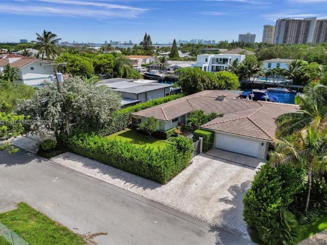 Luxury Villa for rent in North Miami, Florida