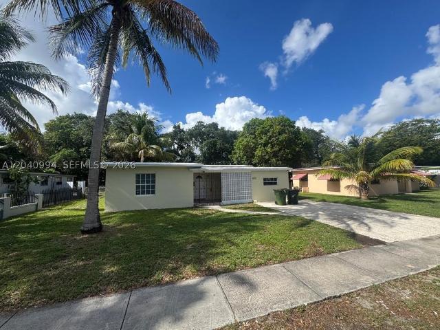 Luxury Villa for rent in North Miami, Florida